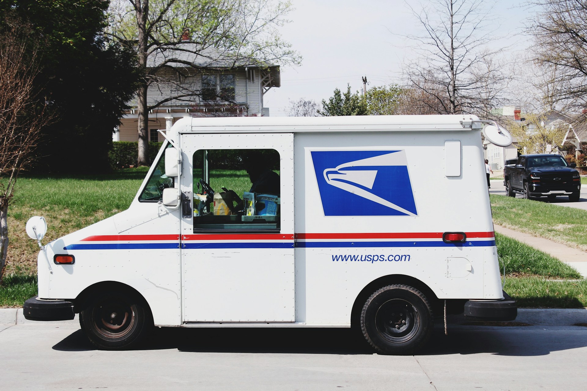 Does USPS deliver on Saturday and Sunday? A guide for sellers ...